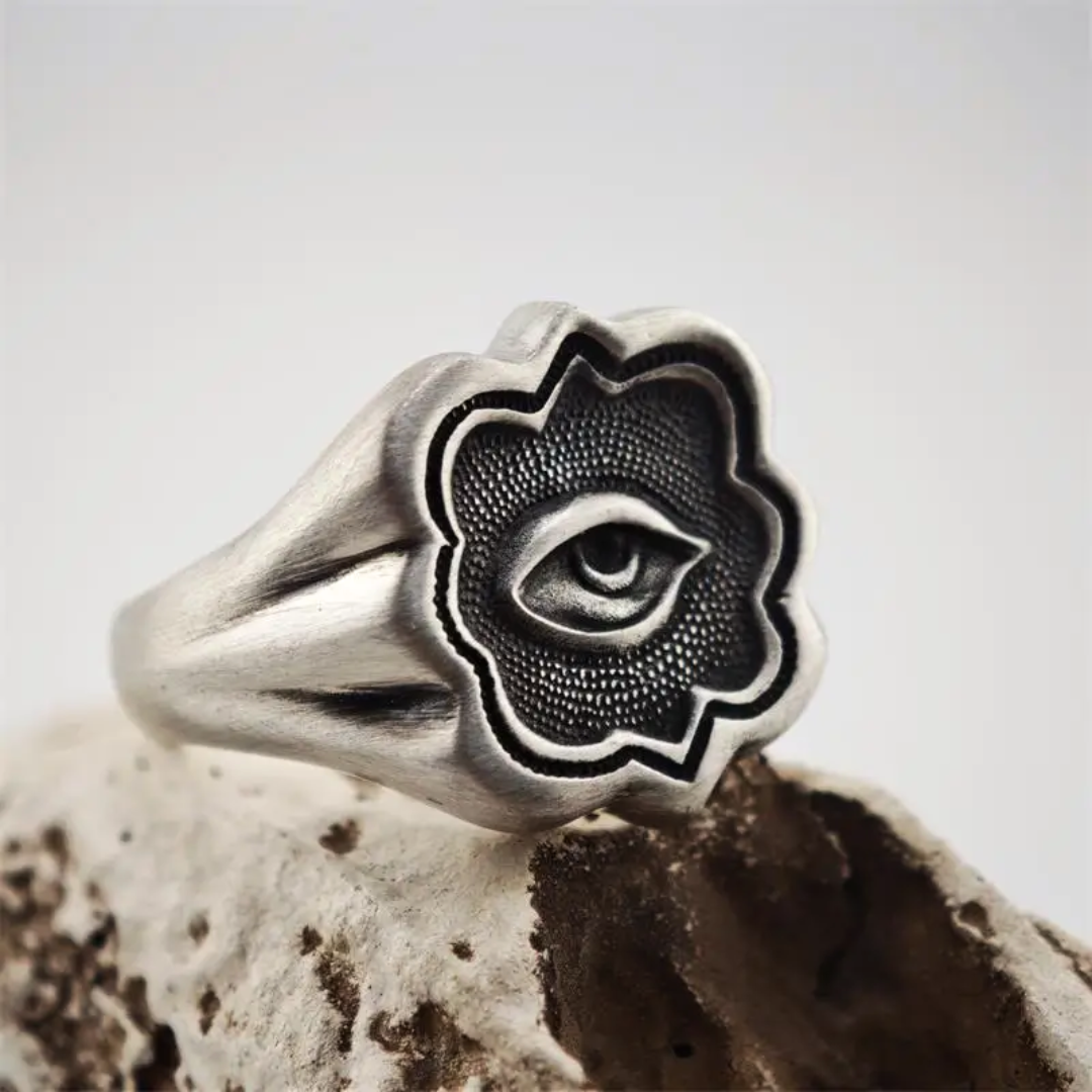 Shadow Bloom Eye Signet Ring – Monte Browne