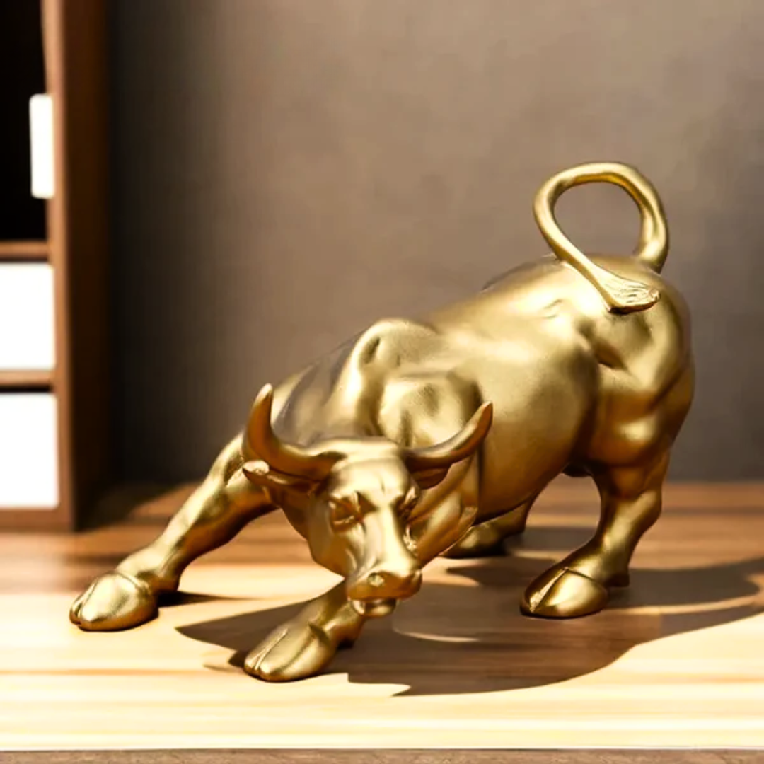 Golden Bull Statue – Monte Browne